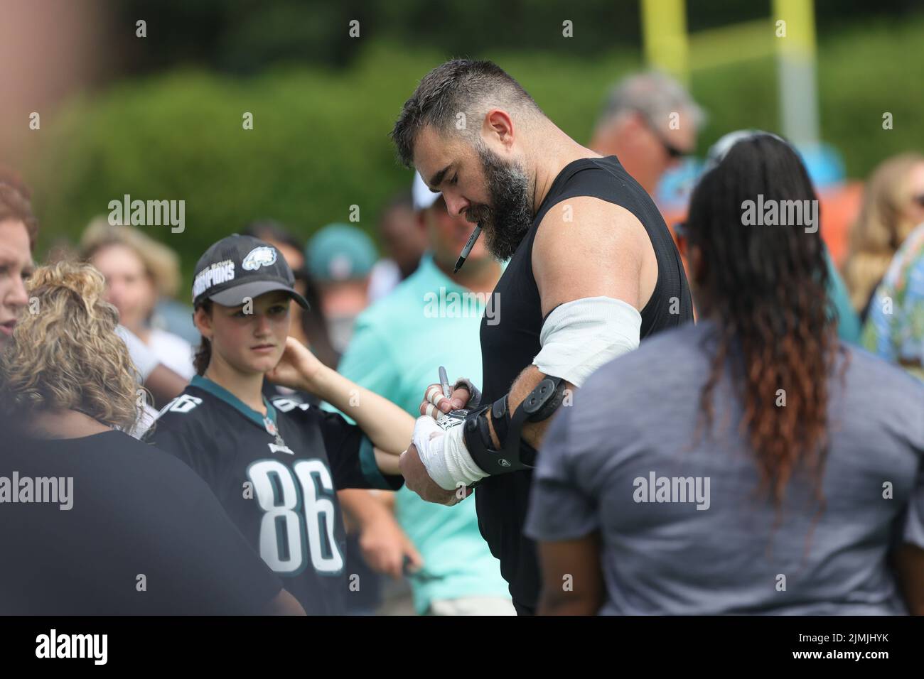 Jason kelce eagles hi-res stock photography and images - Alamy