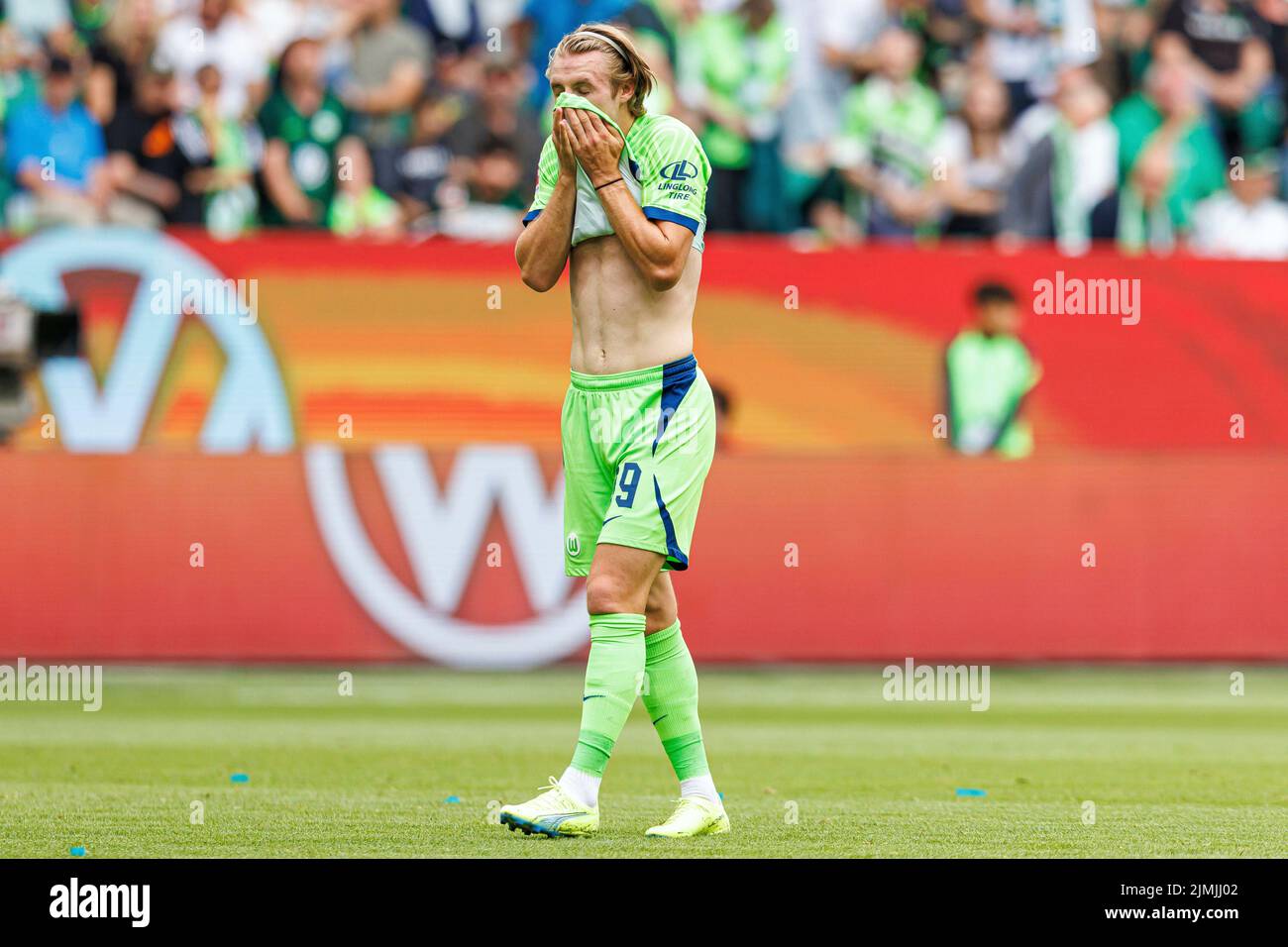 Patrick wimmer vfl wolfsburg hi-res stock photography and images - Alamy