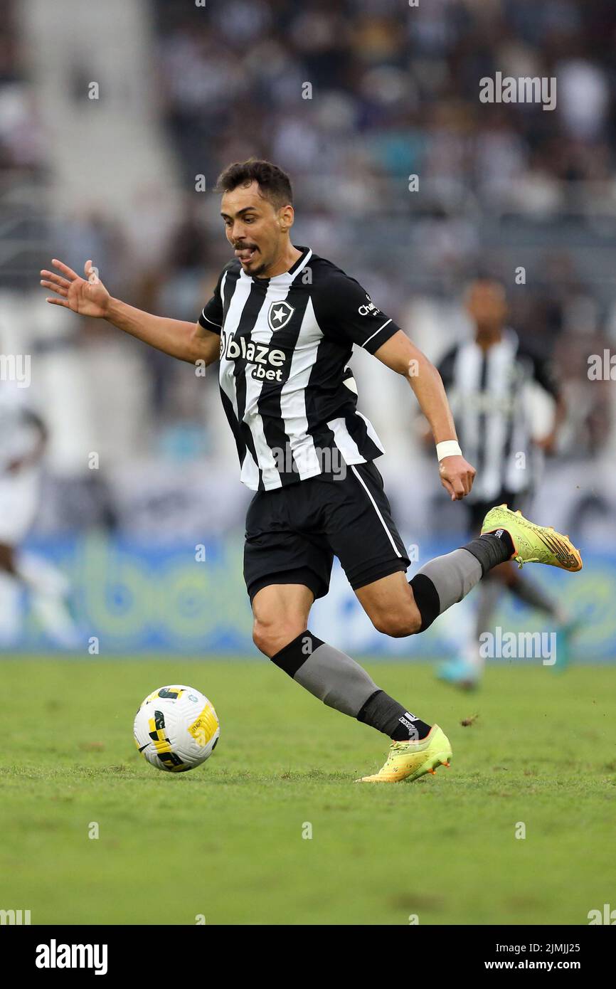 6th August 2022: Estadio Nilton Santos: Carlos Eduardo of Botafogo ...