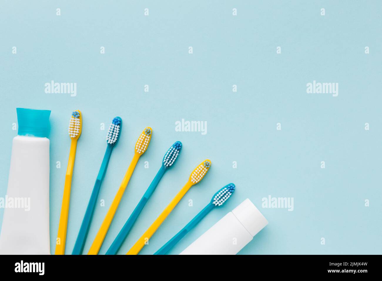 Tooth brushes tooth paste Stock Photo - Alamy