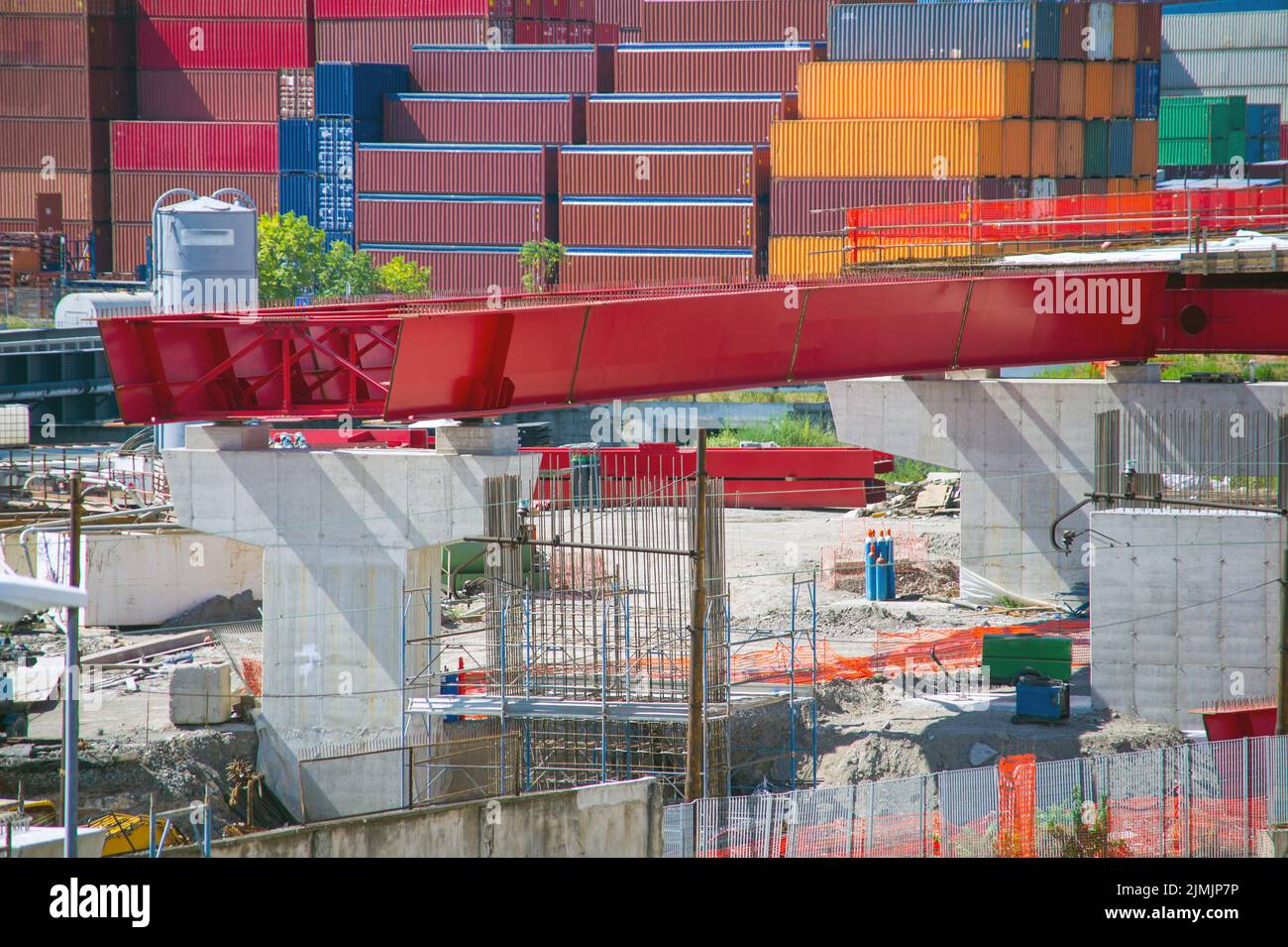 Mechanical reconstruction hi-res stock photography and images - Alamy