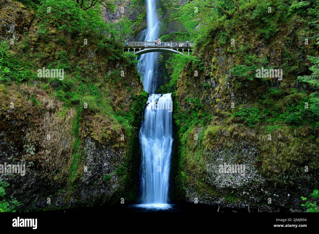 Multnomah waterfalls hi-res stock photography and images - Alamy