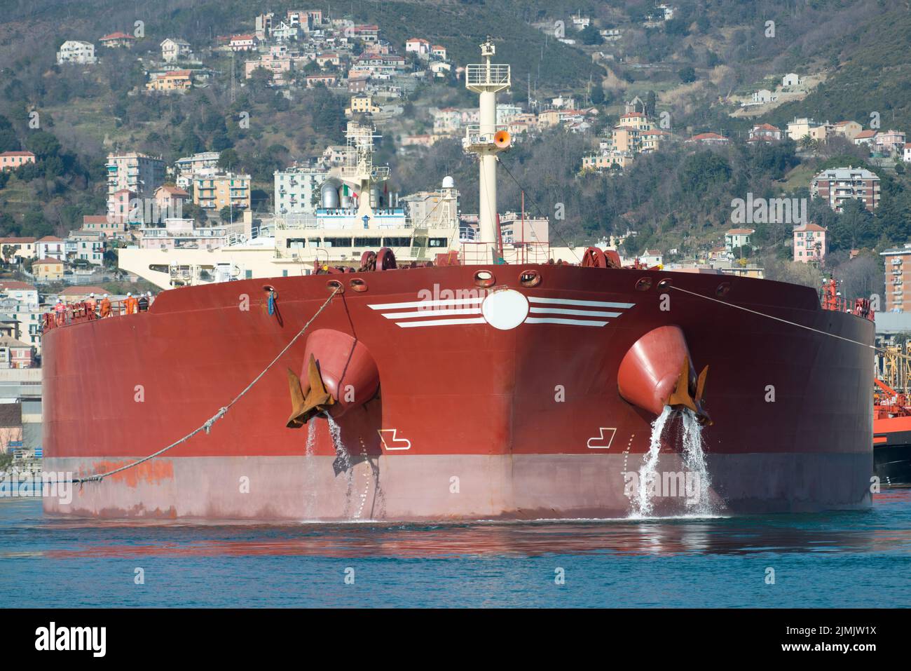 Giant oil tanker hi-res stock photography and images - Alamy