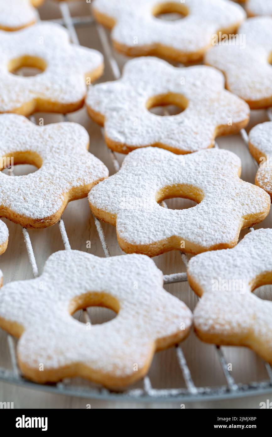 Traditional Italian cookies - canestrelli Stock Photo - Alamy