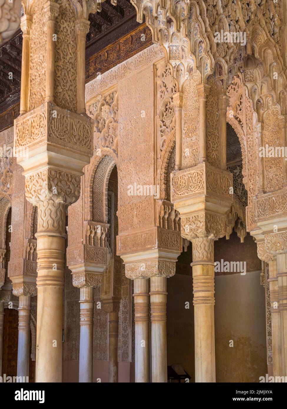 Arabesque Moorish architecture Stock Photo - Alamy