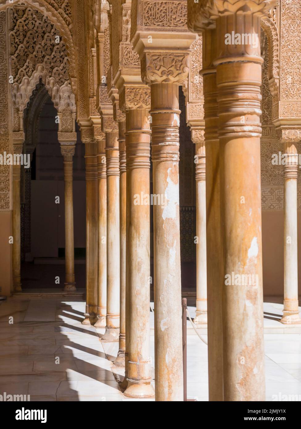 Arabesque Moorish architecture Stock Photo - Alamy