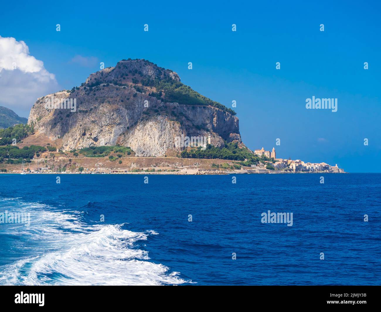 Castello di cefalu hi-res stock photography and images - Alamy