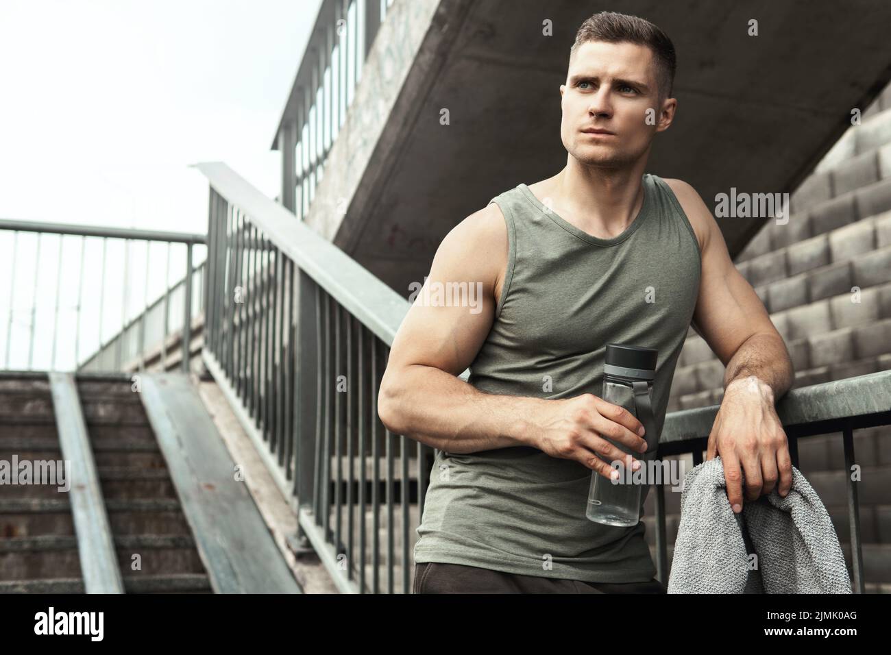 Strong man muscular street hi-res stock photography and images - Alamy
