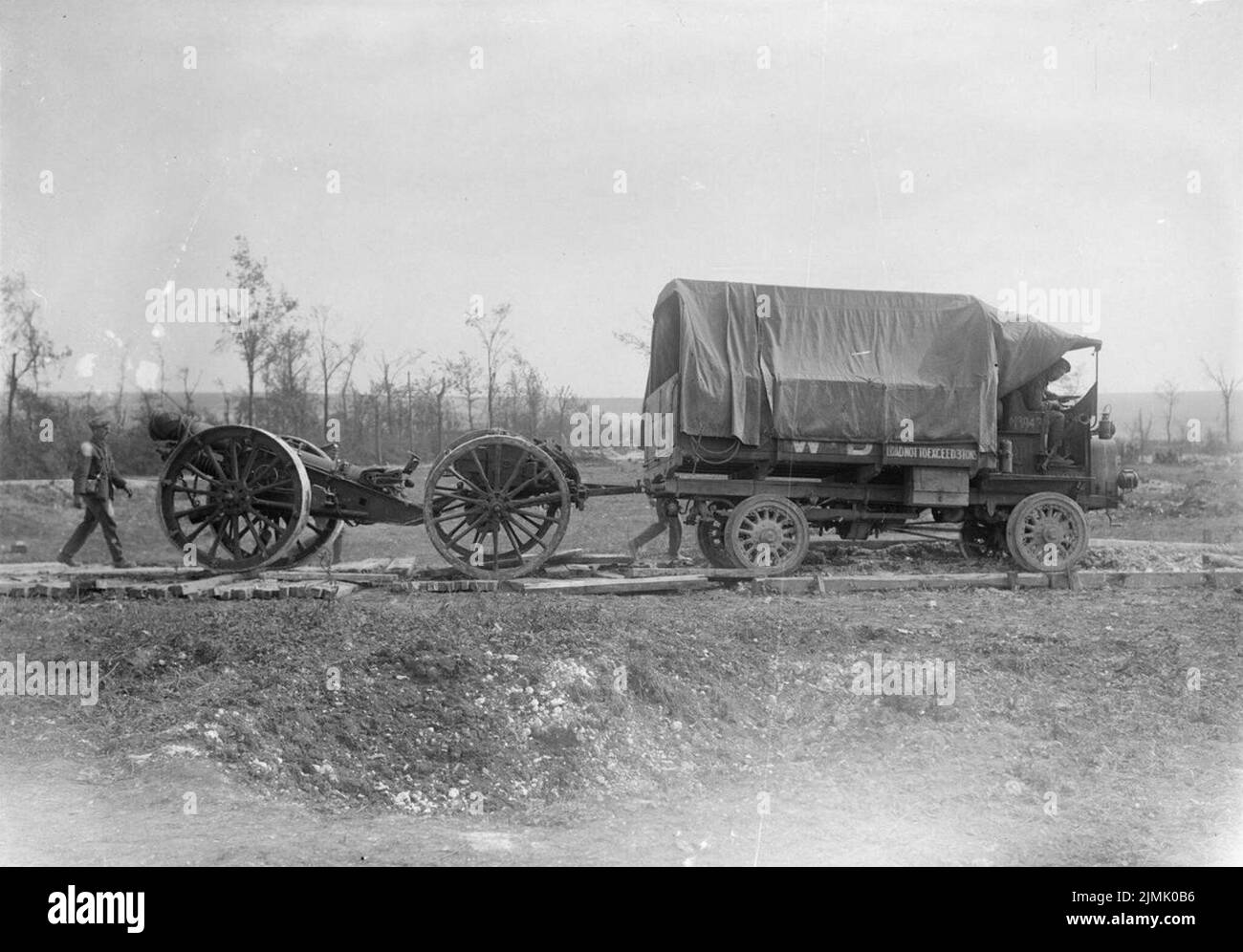 6 inch howitzer hi-res stock photography and images - Alamy