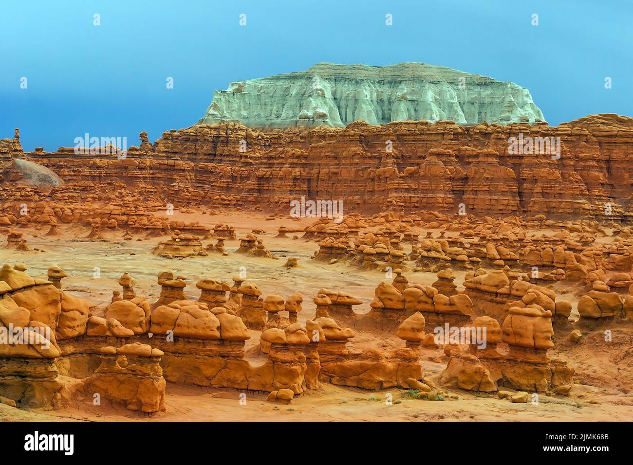 Mushroom hoodoo hi-res stock photography and images - Alamy