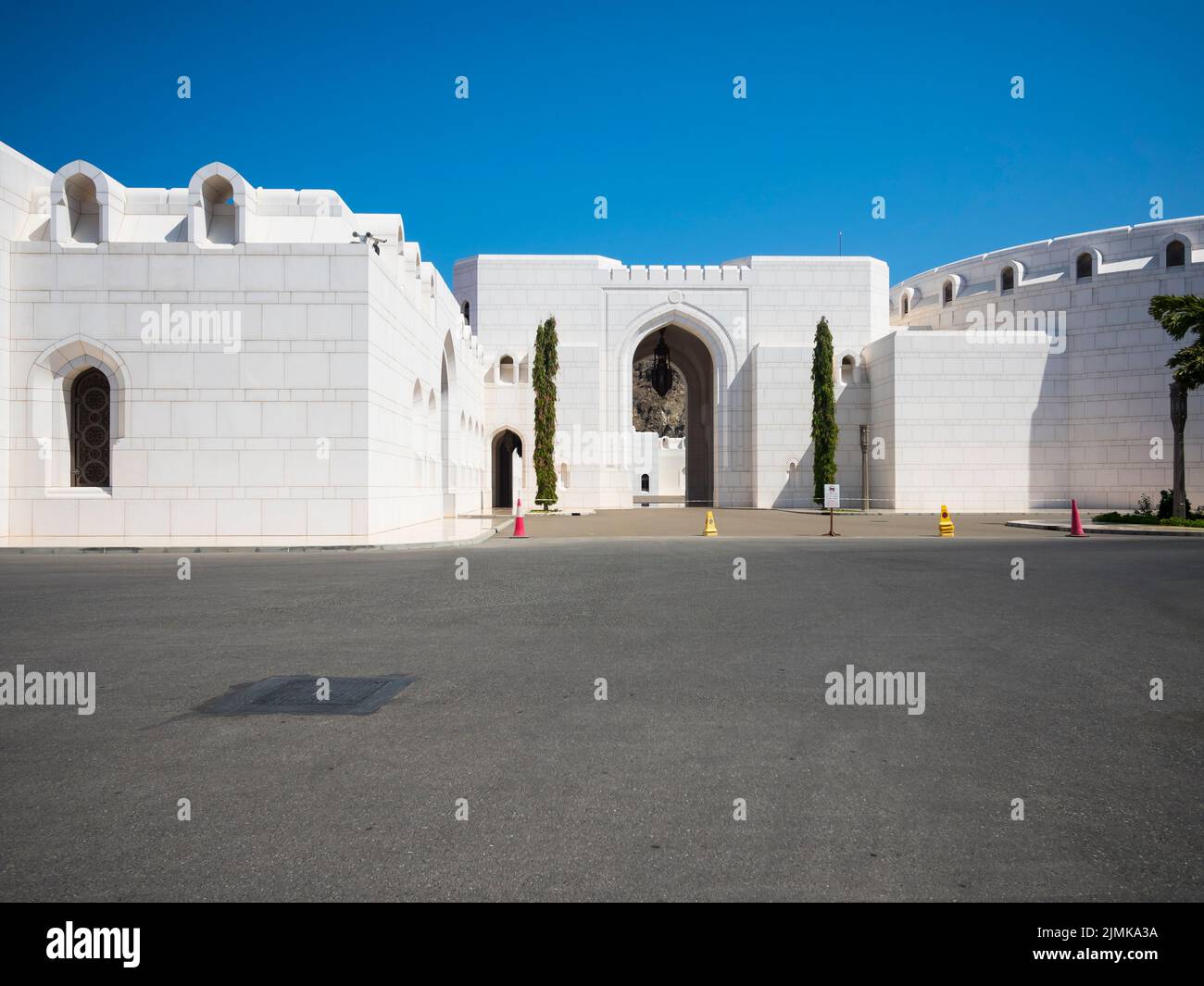 The Al-Alam Sultan's Palace of Sultan Qaboos Stock Photo - Alamy