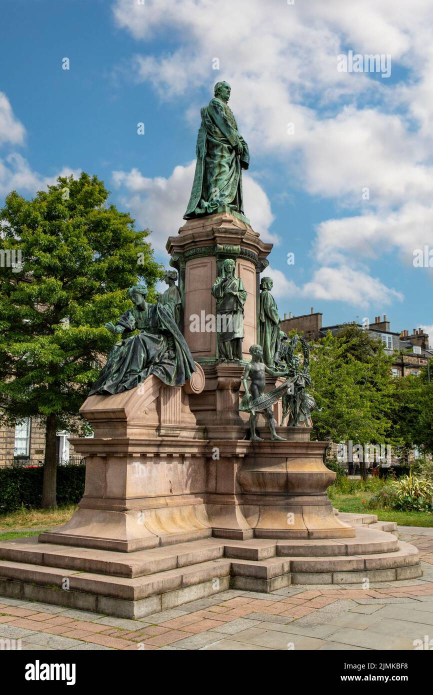 Gladstone memorial statue edinburgh hi-res stock photography and images ...