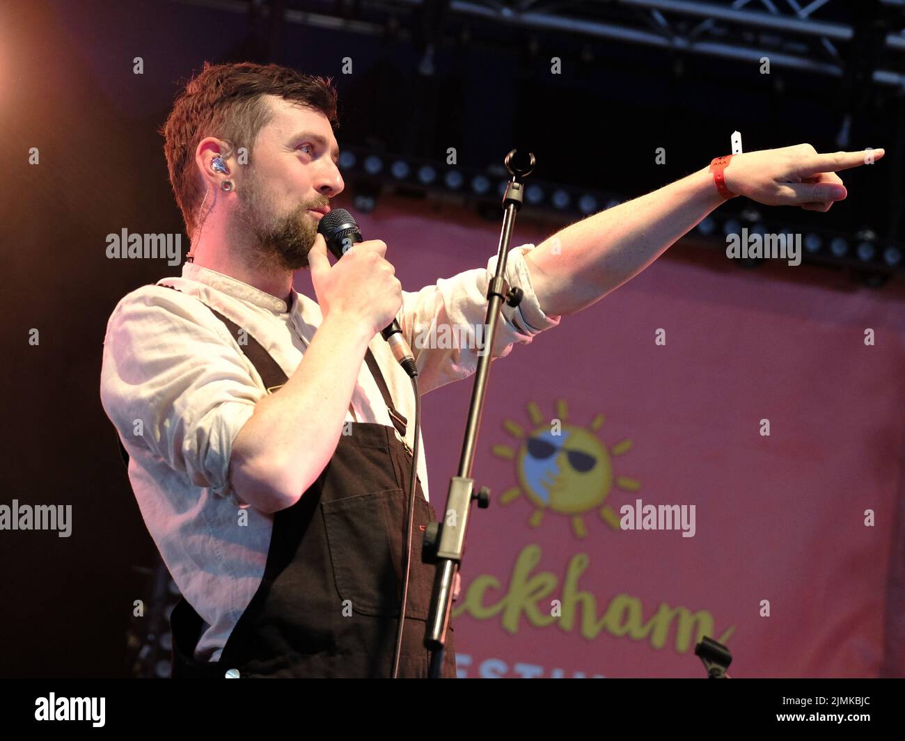 Wickham, UK. 05th Aug, 2022. Robbie Sattin, vocalist with British a ...
