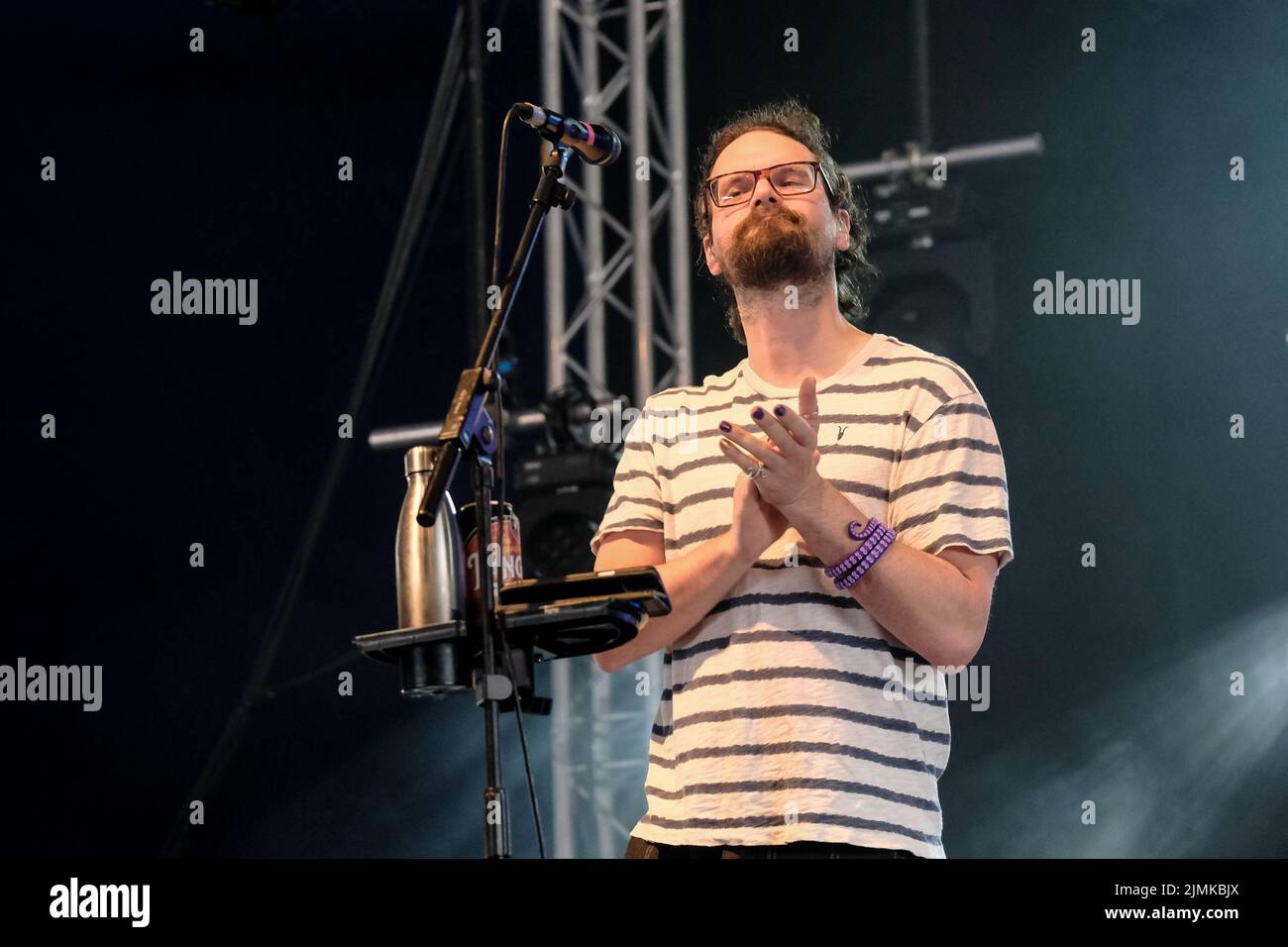 Dave Robinson, tenor vocalist, songwriter, whistle player and founding ...