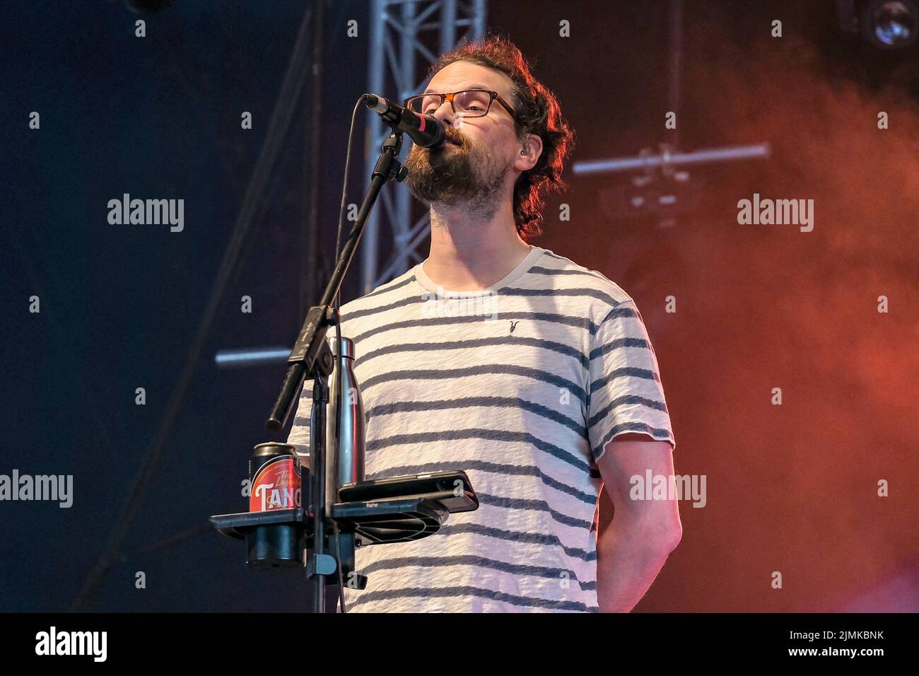 Wickham, UK. 05th Aug, 2022. Dave Robinson, tenor vocalist, songwriter ...