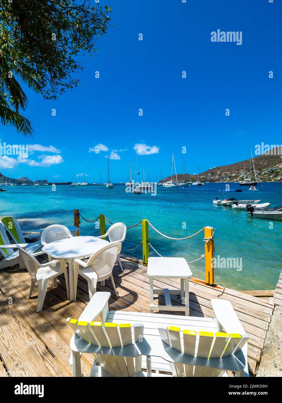 Water restaurant hi-res stock photography and images - Alamy