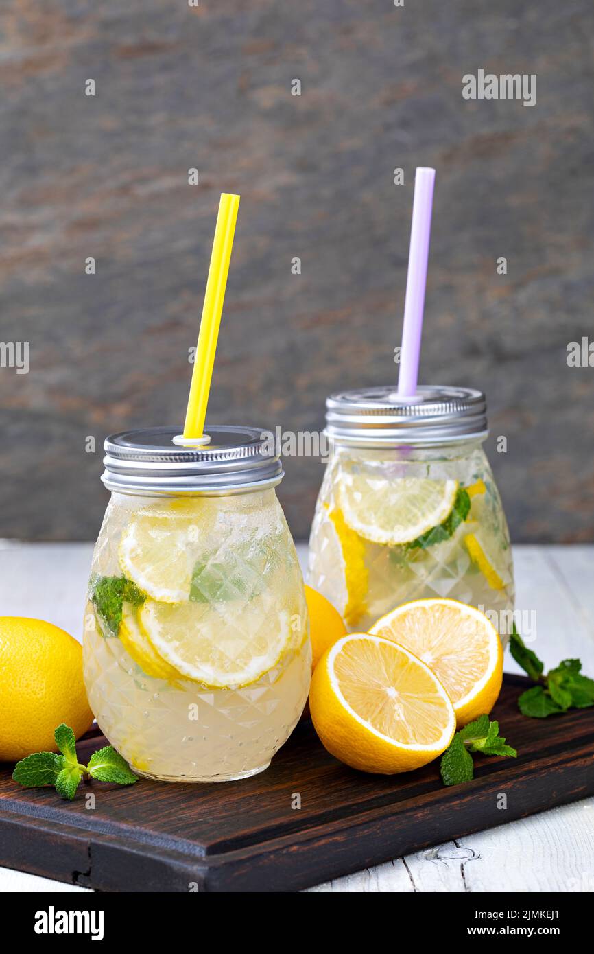 Glass fresh lemonade hi-res stock photography and images - Alamy
