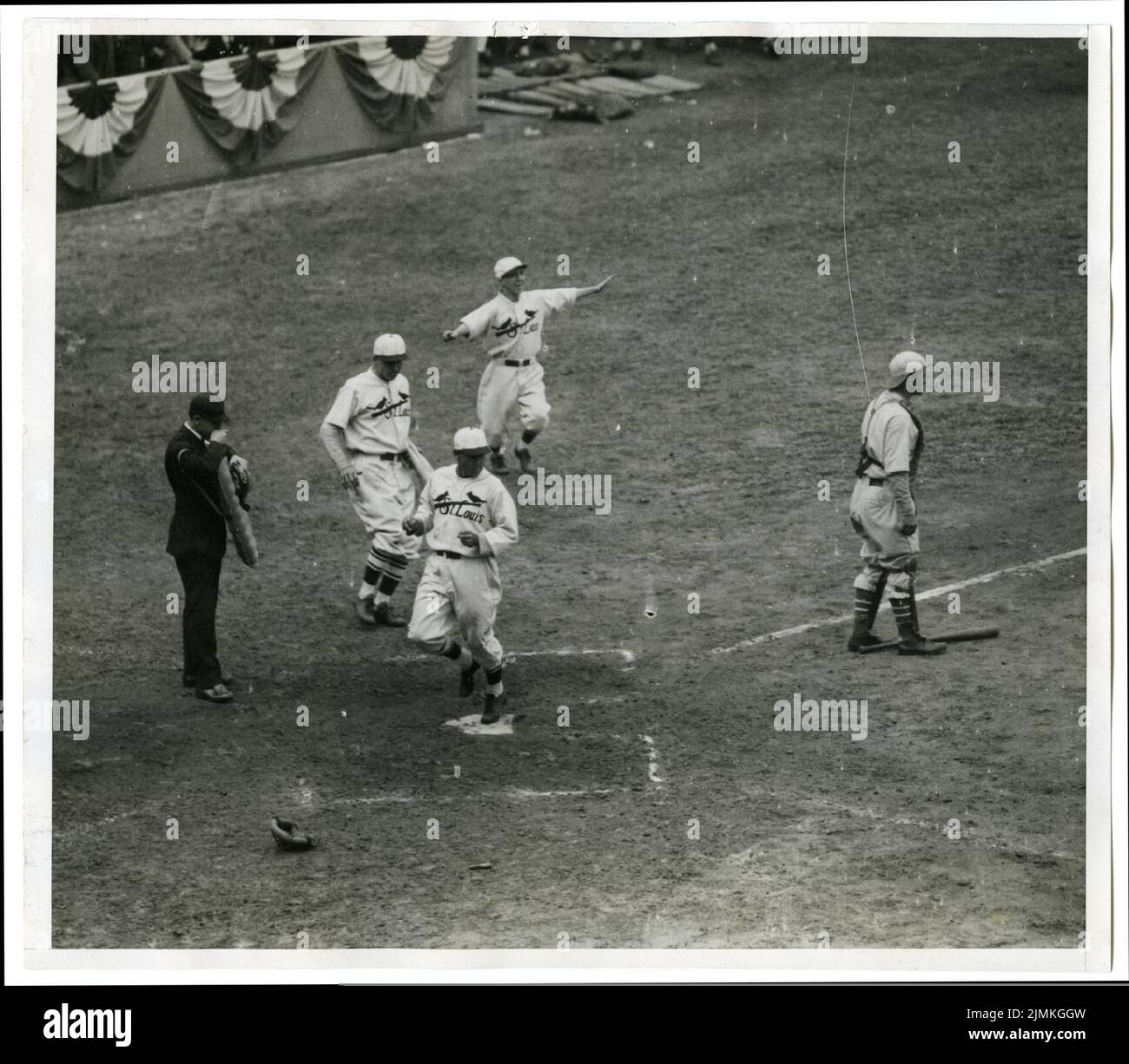 Fifth plate hi-res stock photography and images - Alamy