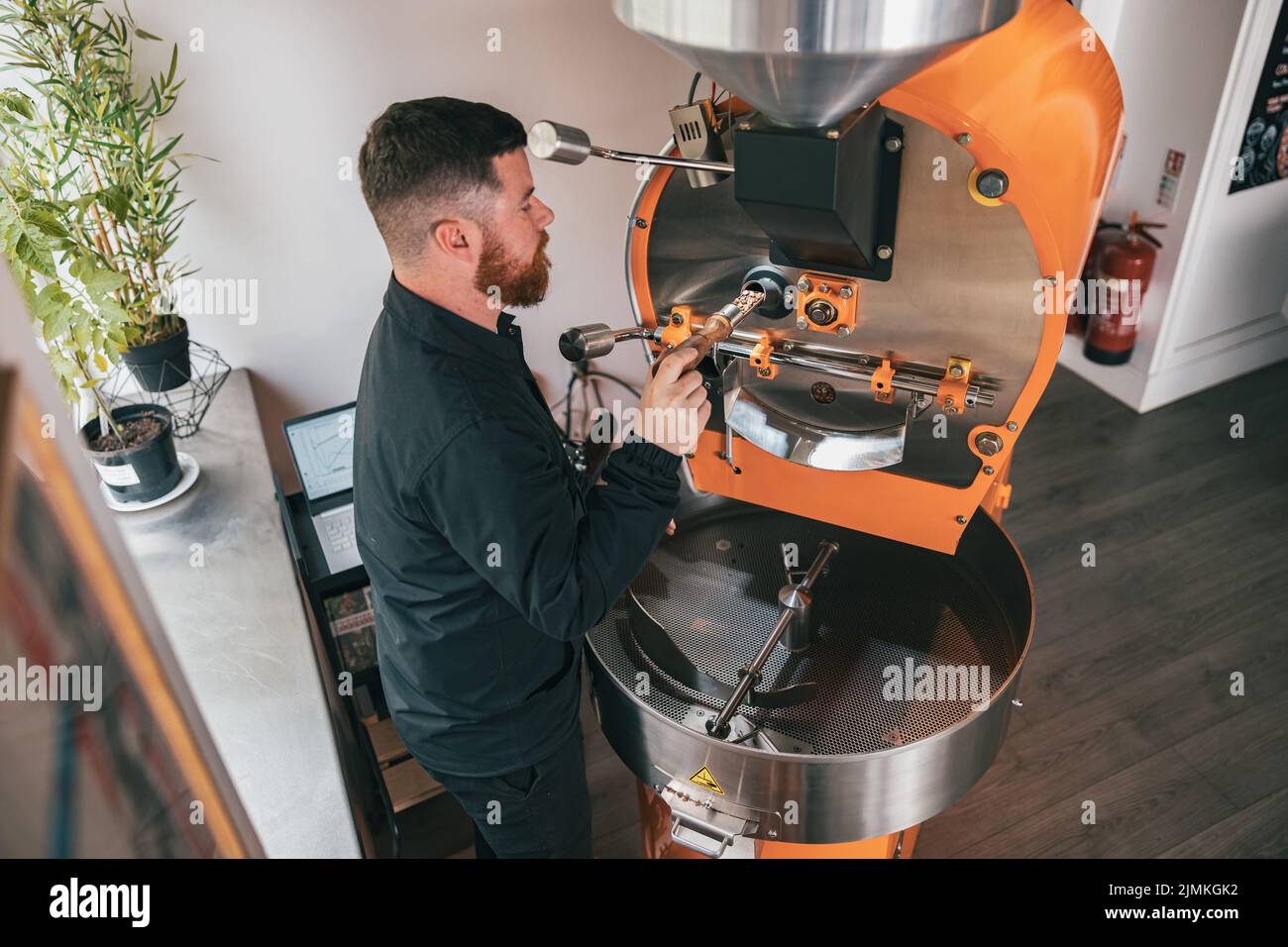 Coffee processing machine hi-res stock photography and images - Alamy