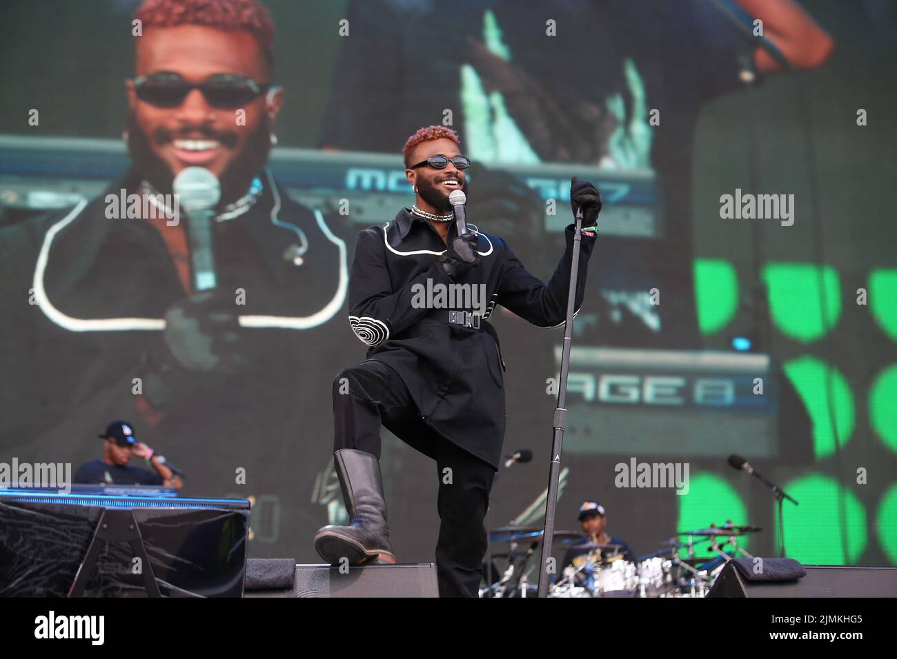 Duckwrth performs during the 2022 Outside Lands Music and Arts Festival ...