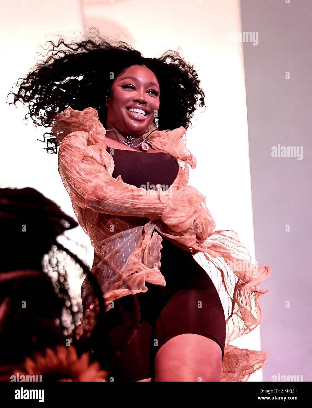 SZA performs during the 2022 Outside Lands Music and Arts Festival at ...