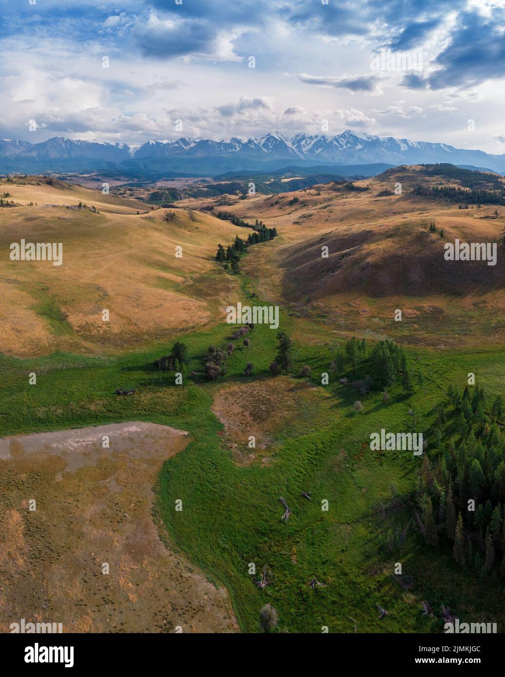 Expedition mountain and tree plateau scenery and plateau scenery hi-res ...