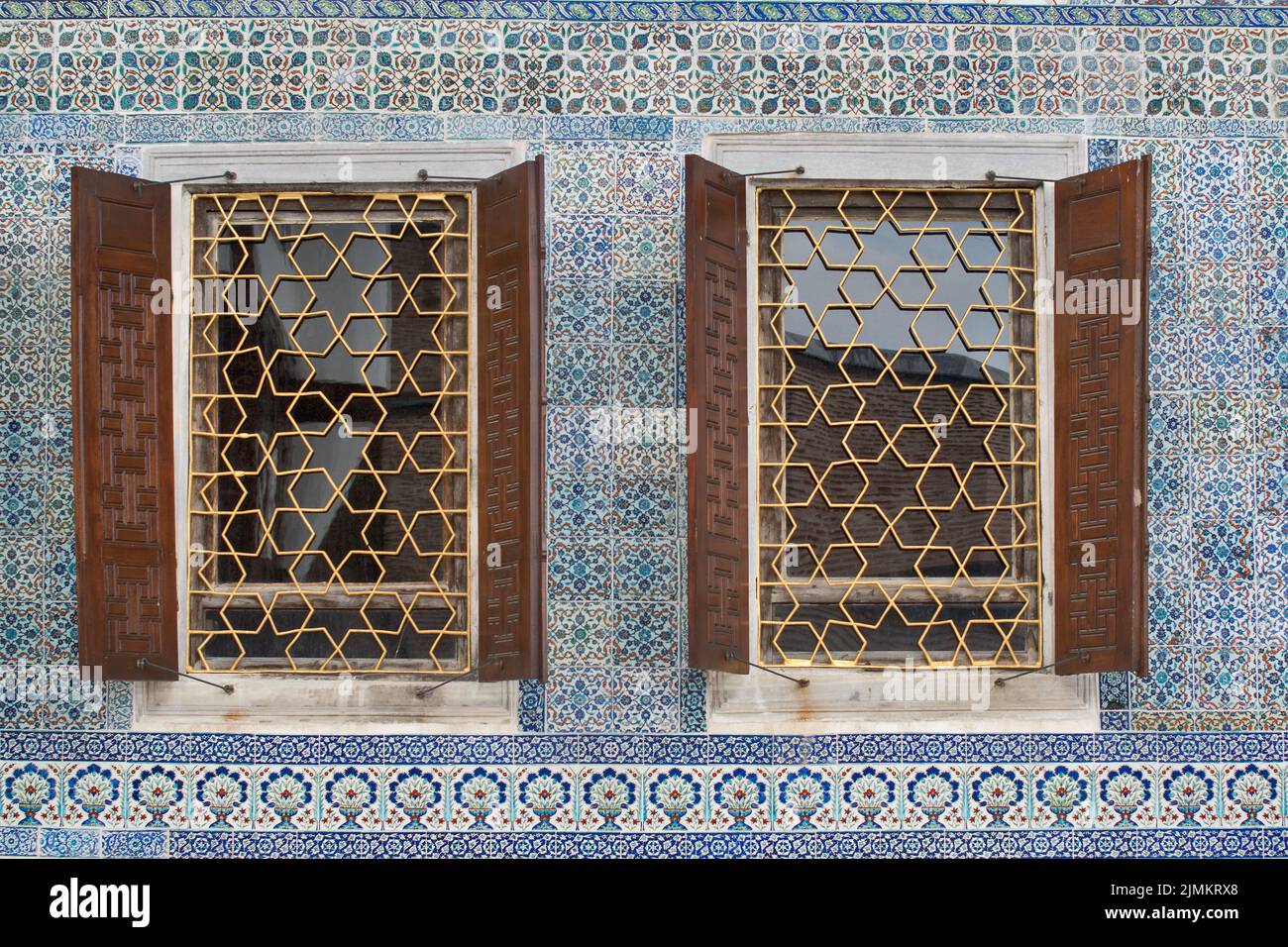 Topkapi Palace, Istanbul: windows and details Stock Photo - Alamy