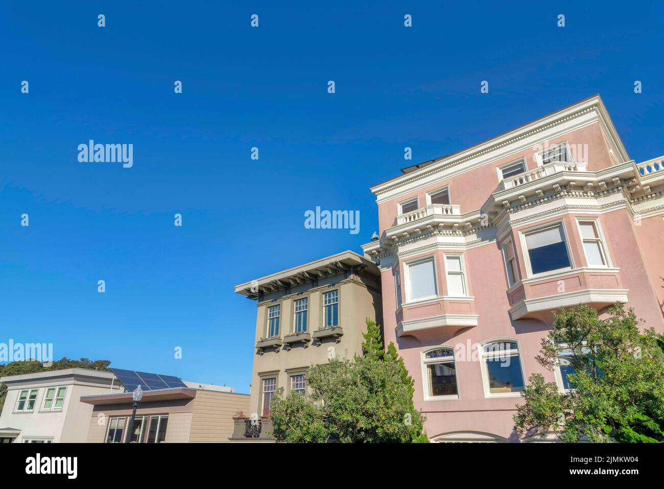 Resdidential hi-res stock photography and images - Alamy