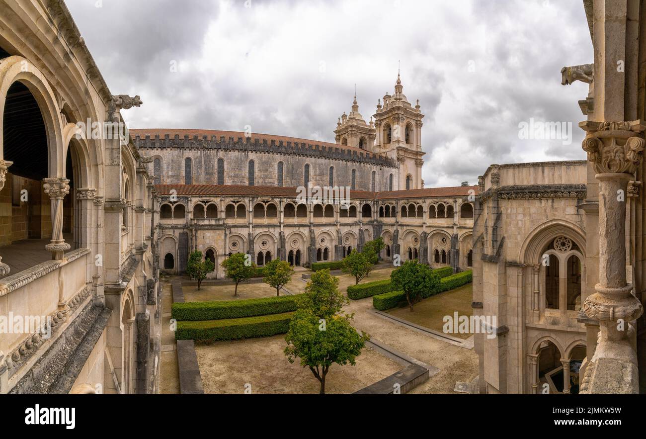 Alcobaa monastery hi-res stock photography and images - Alamy