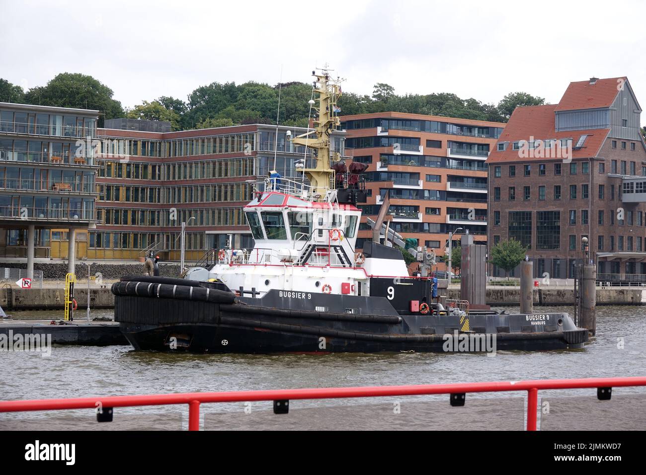 Tugs on the Elbe in Hamburg Stock Photo - Alamy