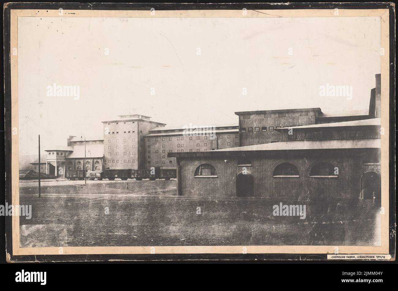 Poelzig Hans (1869-1936), chemical factory, Luban (1910-1911): Sulfuric ...