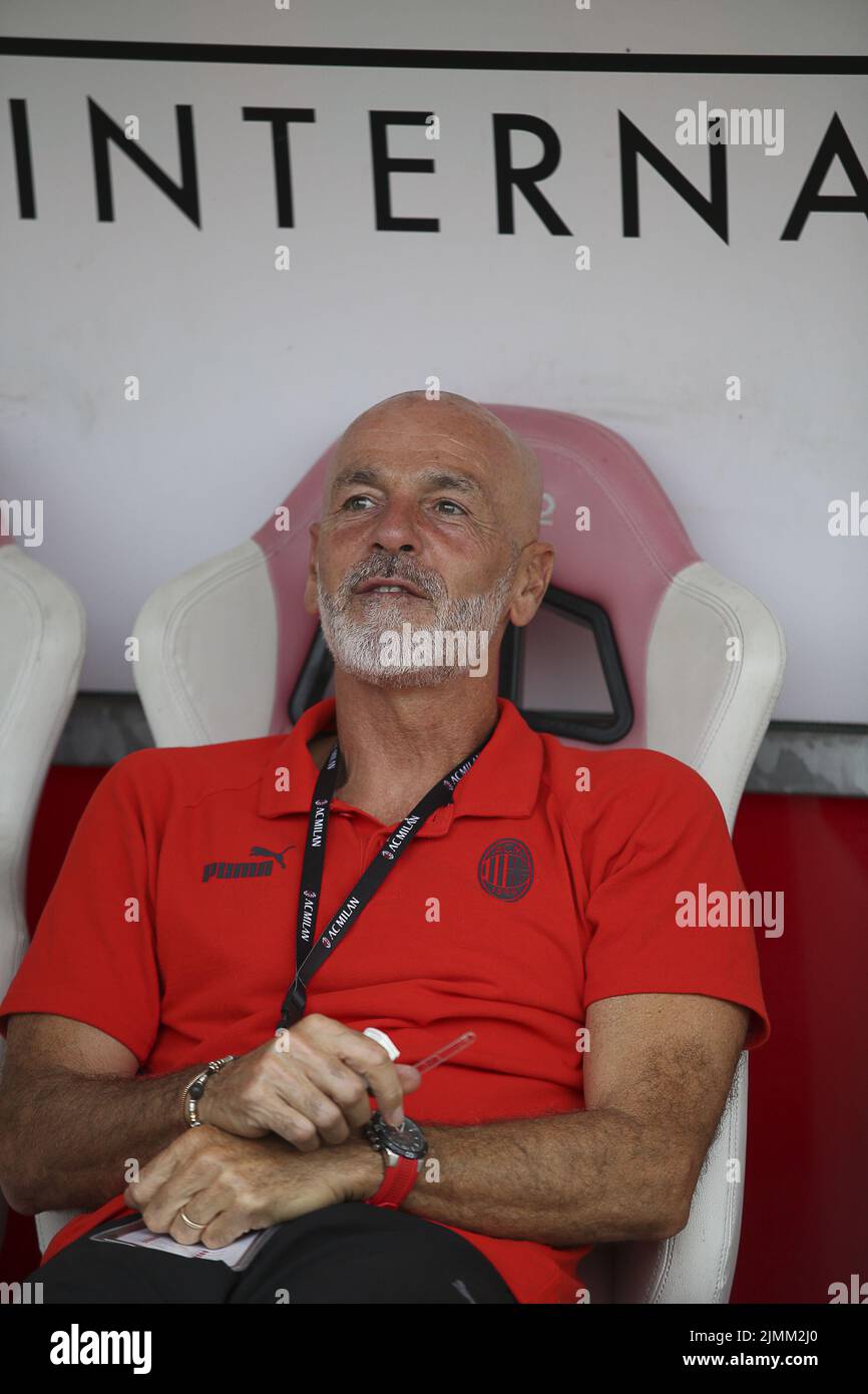 Stefano Pioli Head Coach of AC Milan during LR Vicenza vs AC Milan ...