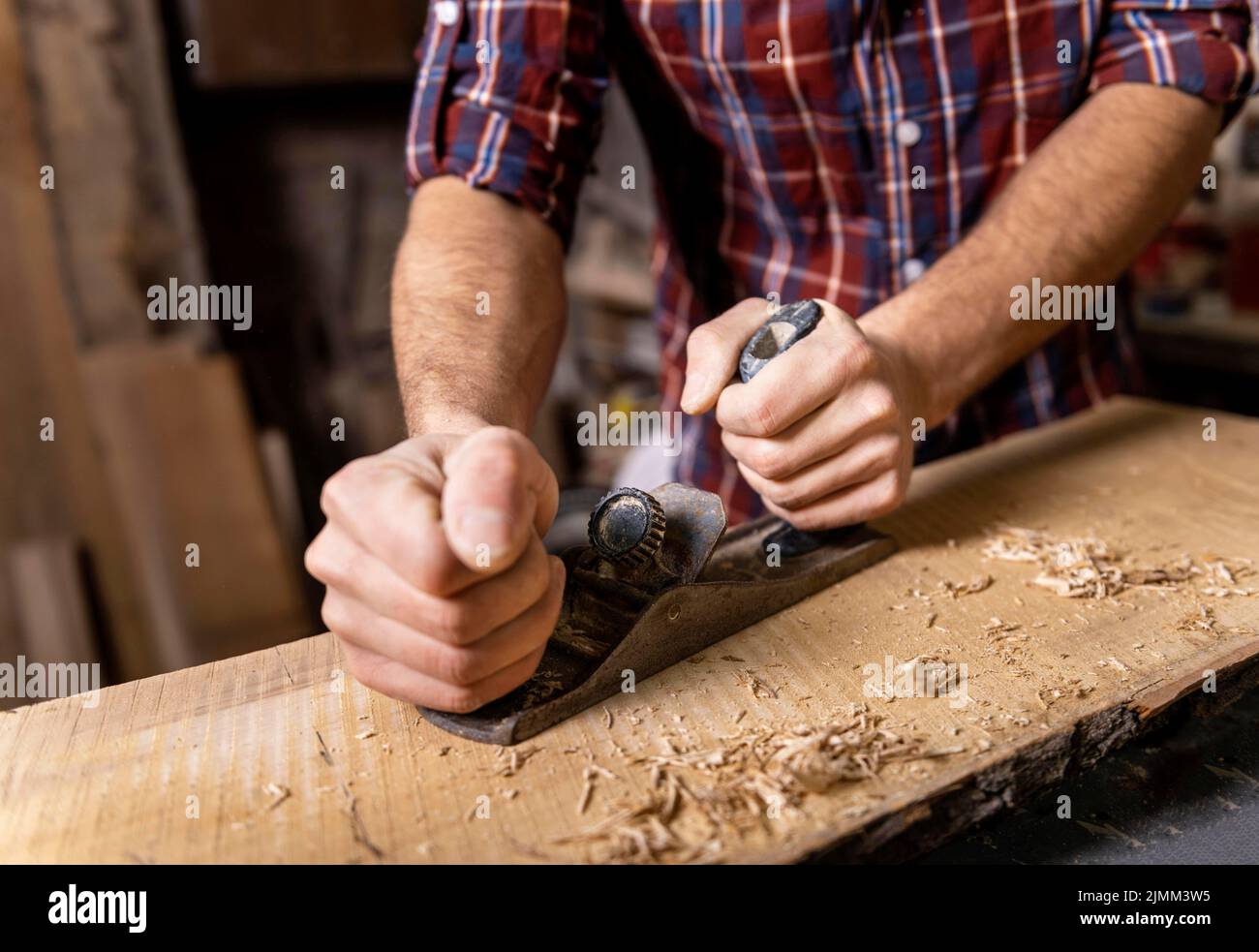 Working with wood hi-res stock photography and images - Alamy