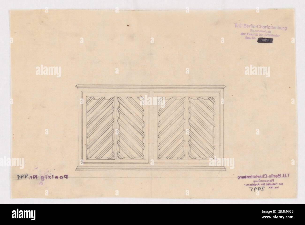 2995 cm hi-res stock photography and images - Alamy