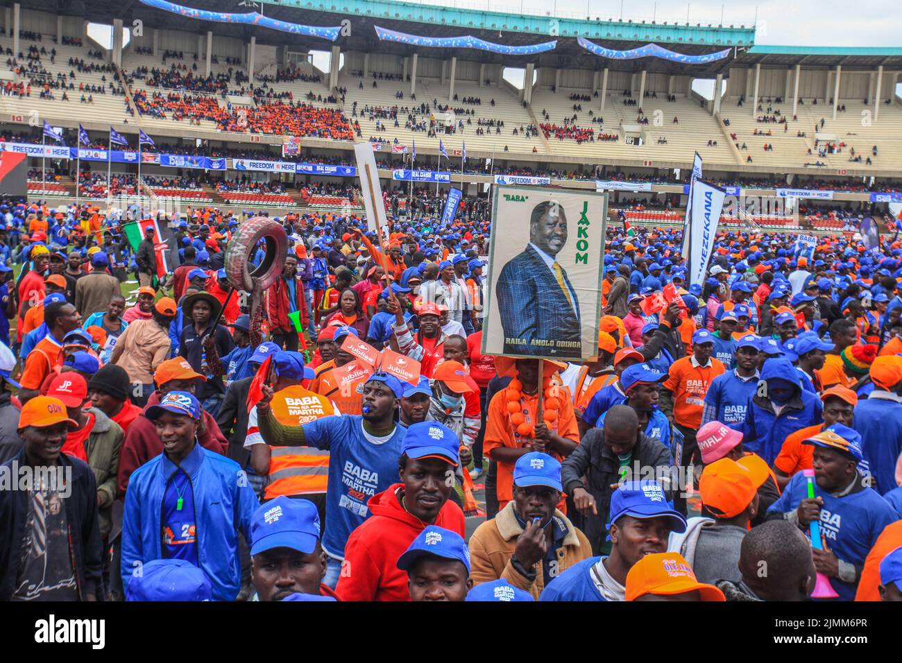 Nairobi, Kenya. 6th Aug, 2022. A crowd of the Azimio la Umoja Kenya Kwanza supporters during the ...