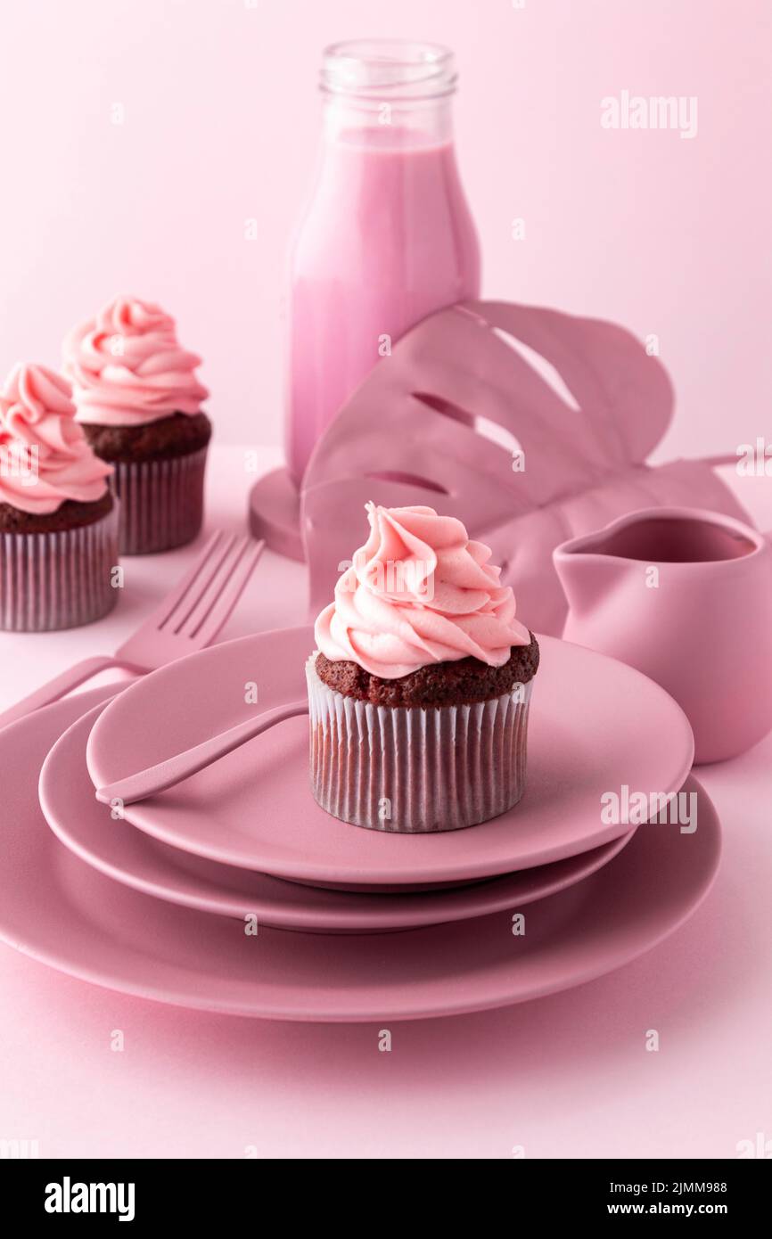 Layered arrangement hi-res stock photography and images - Alamy