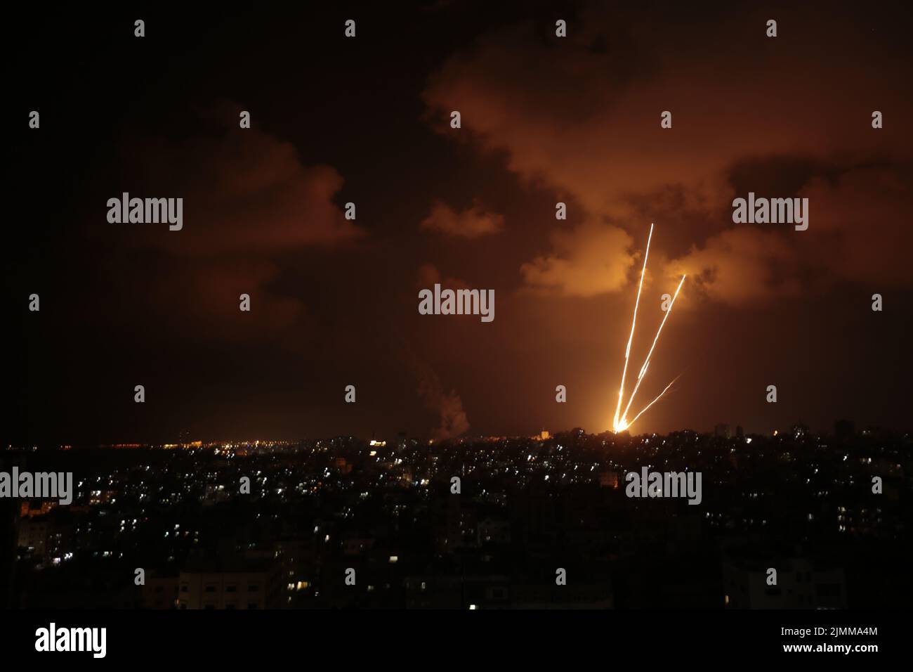 Rockets fired from gaza hi-res stock photography and images - Alamy