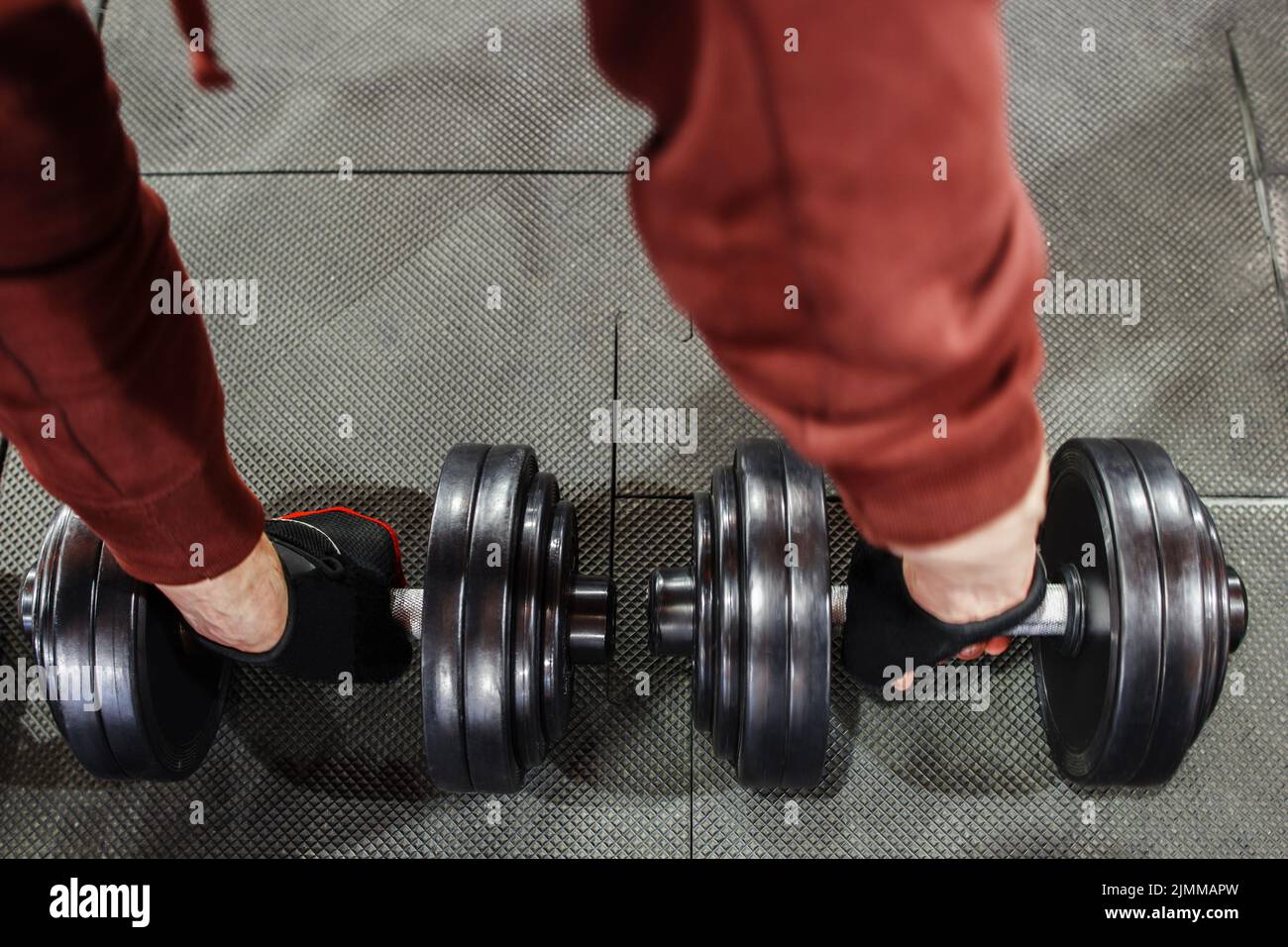 Pumping iron hi-res stock photography and images - Alamy