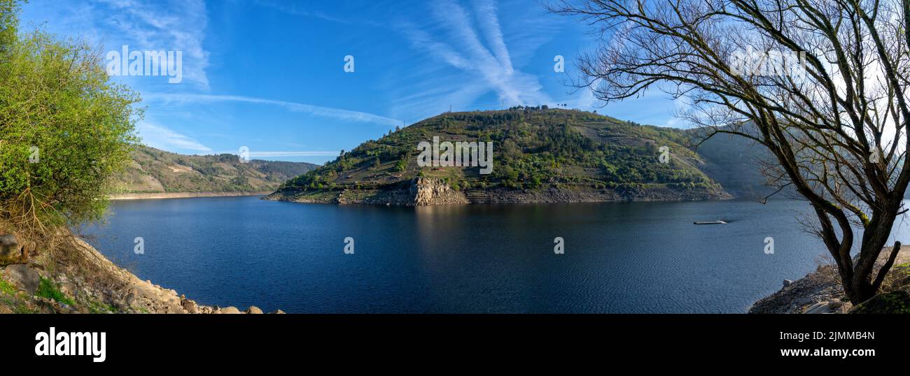 Embalse de belesar hi-res stock photography and images - Alamy