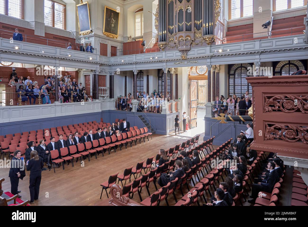 Oxford University graduation ceremony in the Sheldonian Theatre, August ...