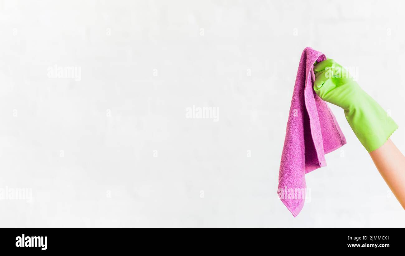Housekeeper housework hi-res stock photography and images - Alamy