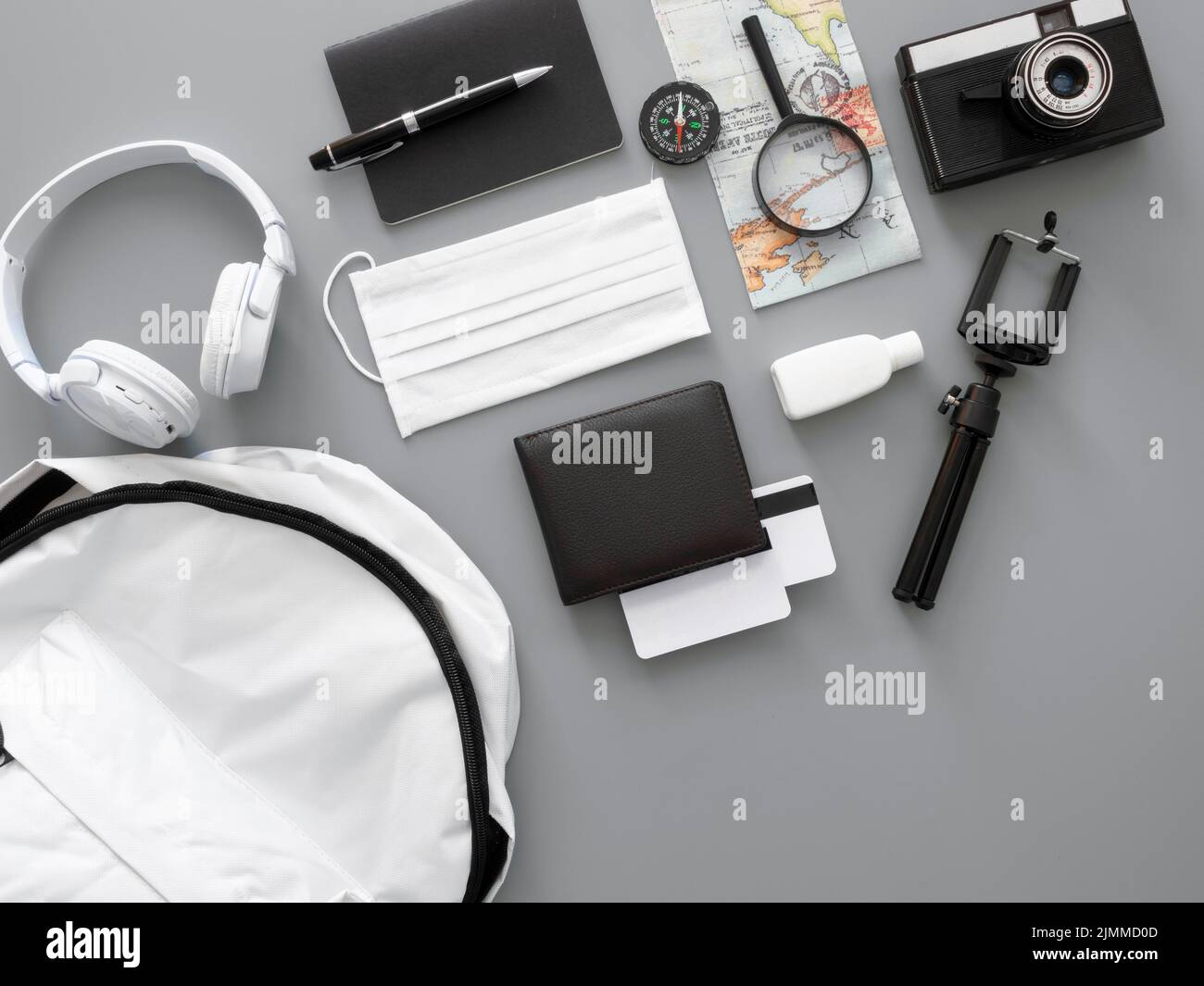 Travel still life pack flat lay Stock Photo - Alamy