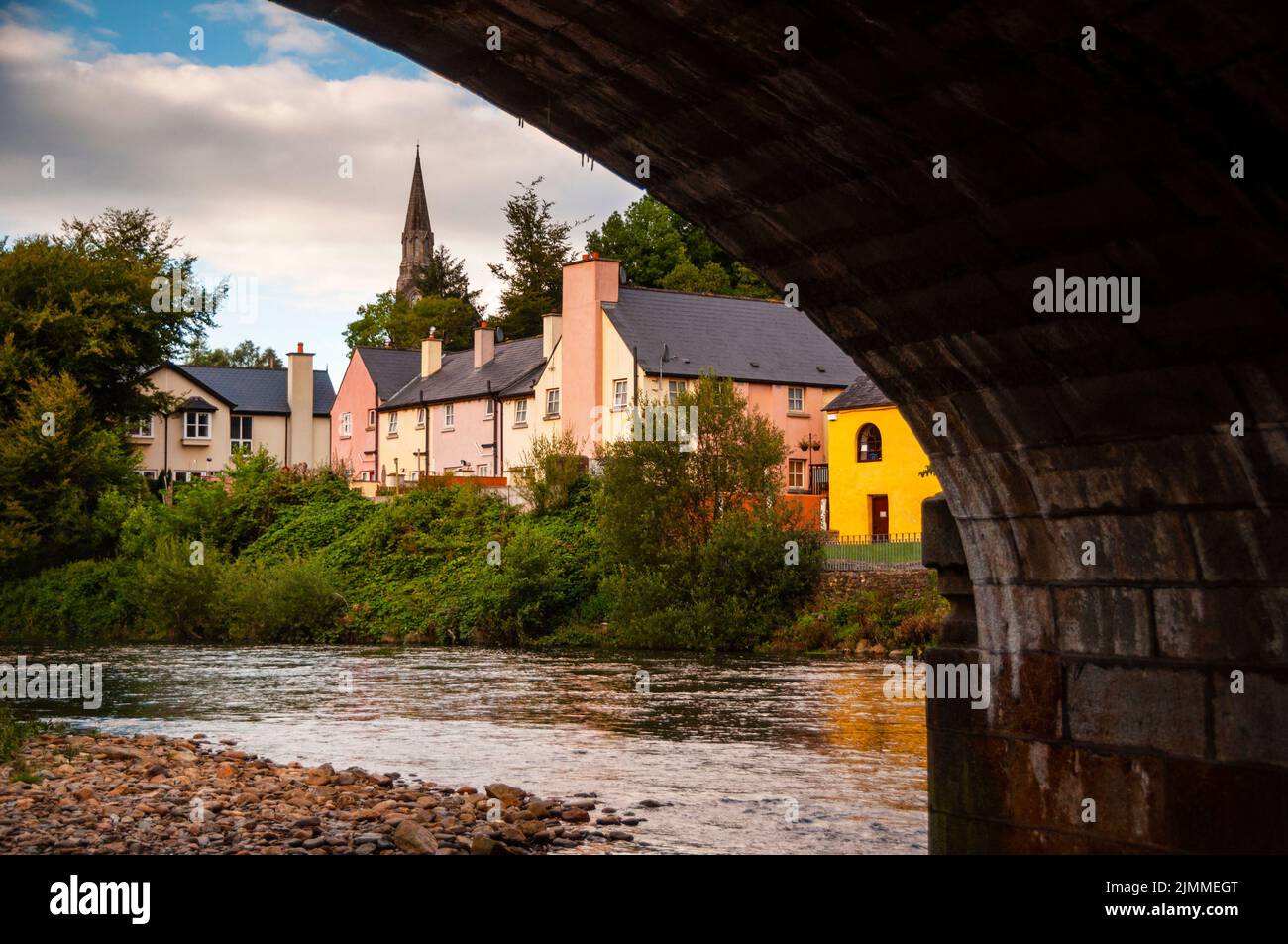 Stone arched Avoca Bridge over the River Avoca in Avoca, Ireland Stock ...
