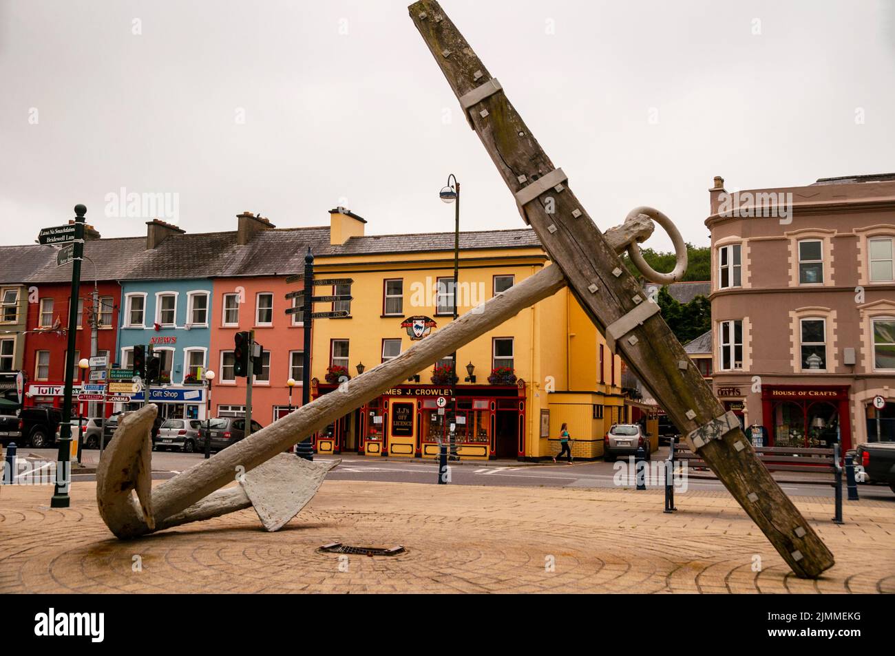 Found in Bantry Bay, huge anchor from the French Armada force in 1796 ...