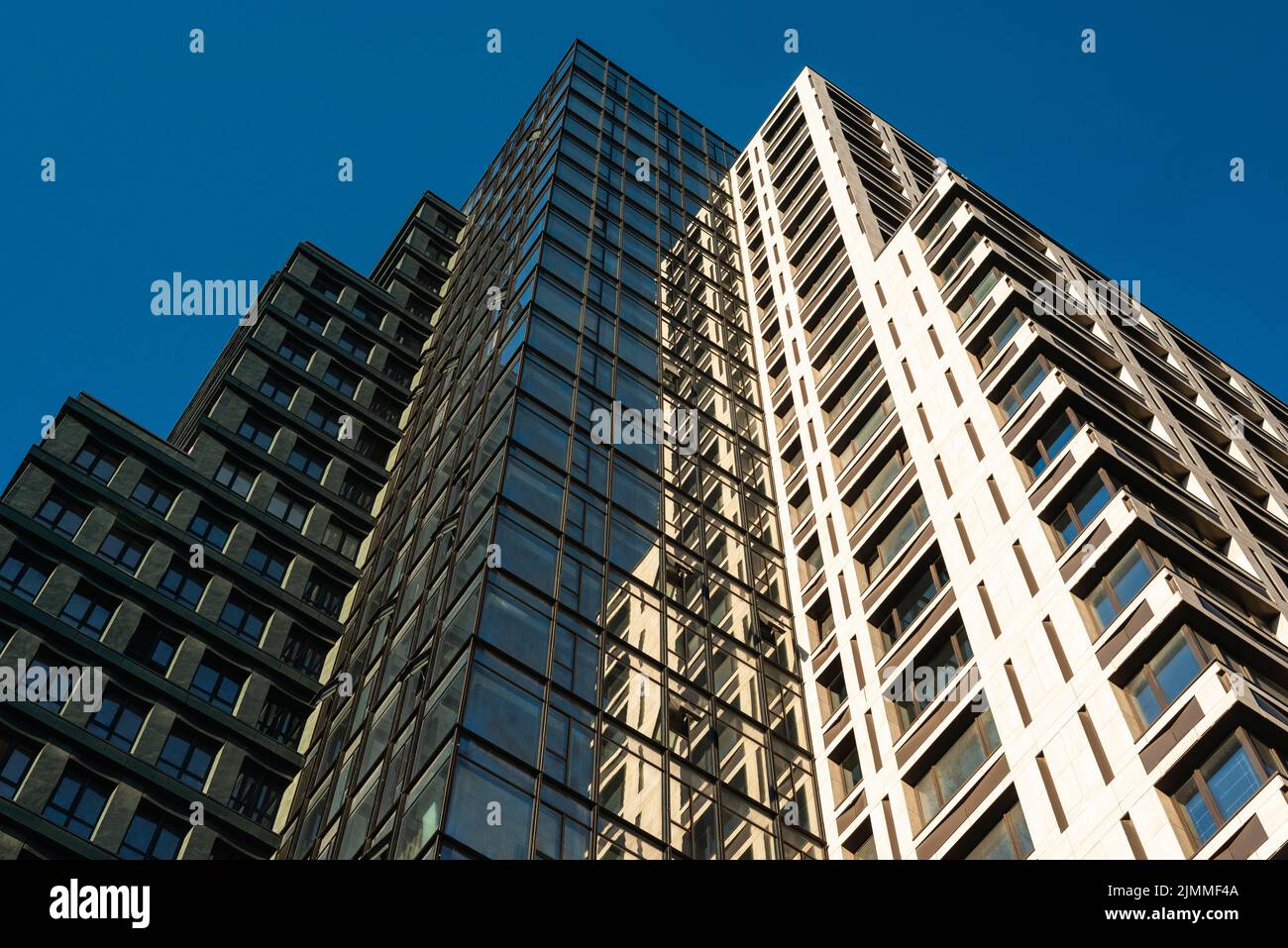Low angle city architecture hi-res stock photography and images - Alamy