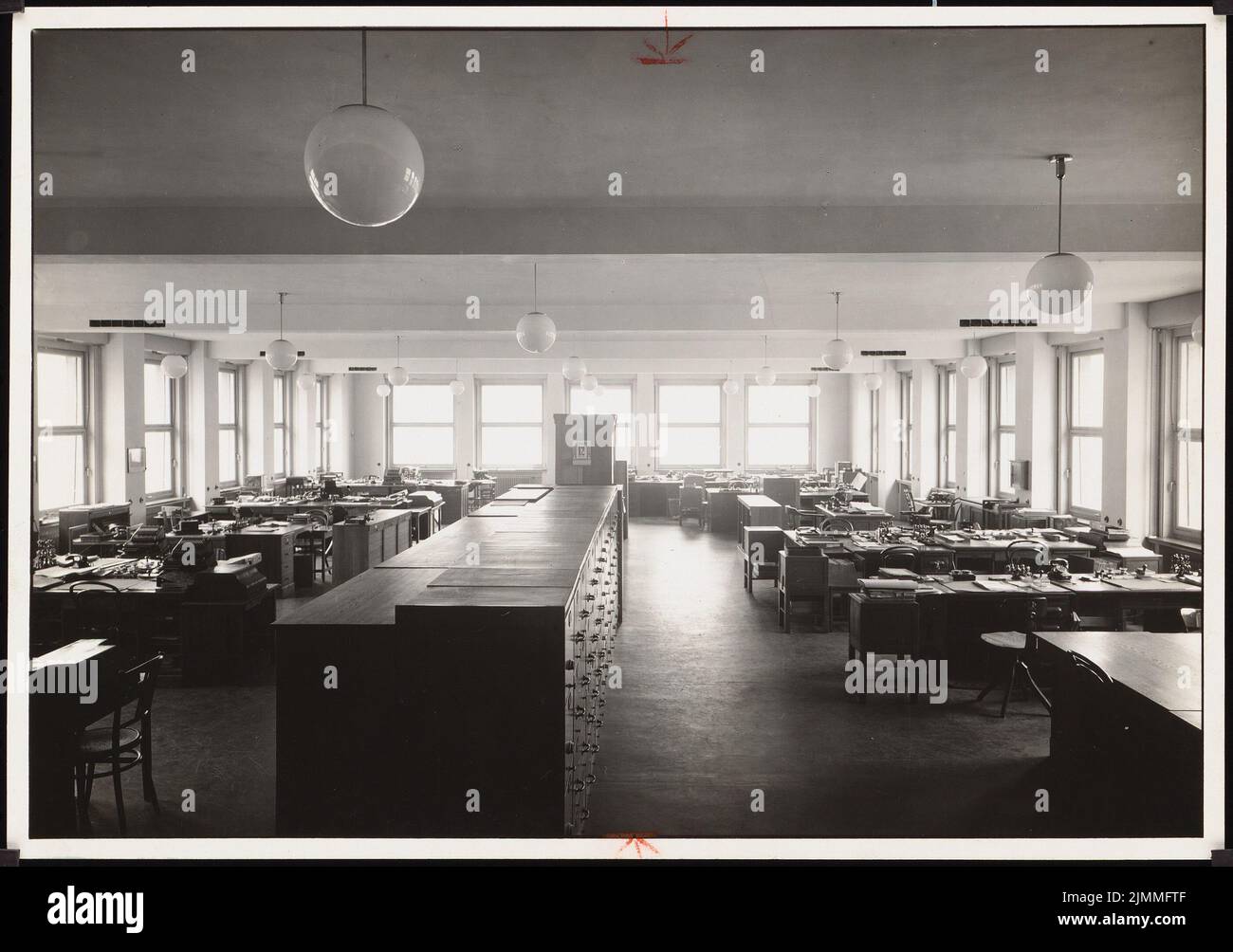 Poelzig Hans (1869-1936), I.G.-colors in Frankfurt/Main. Administration ...