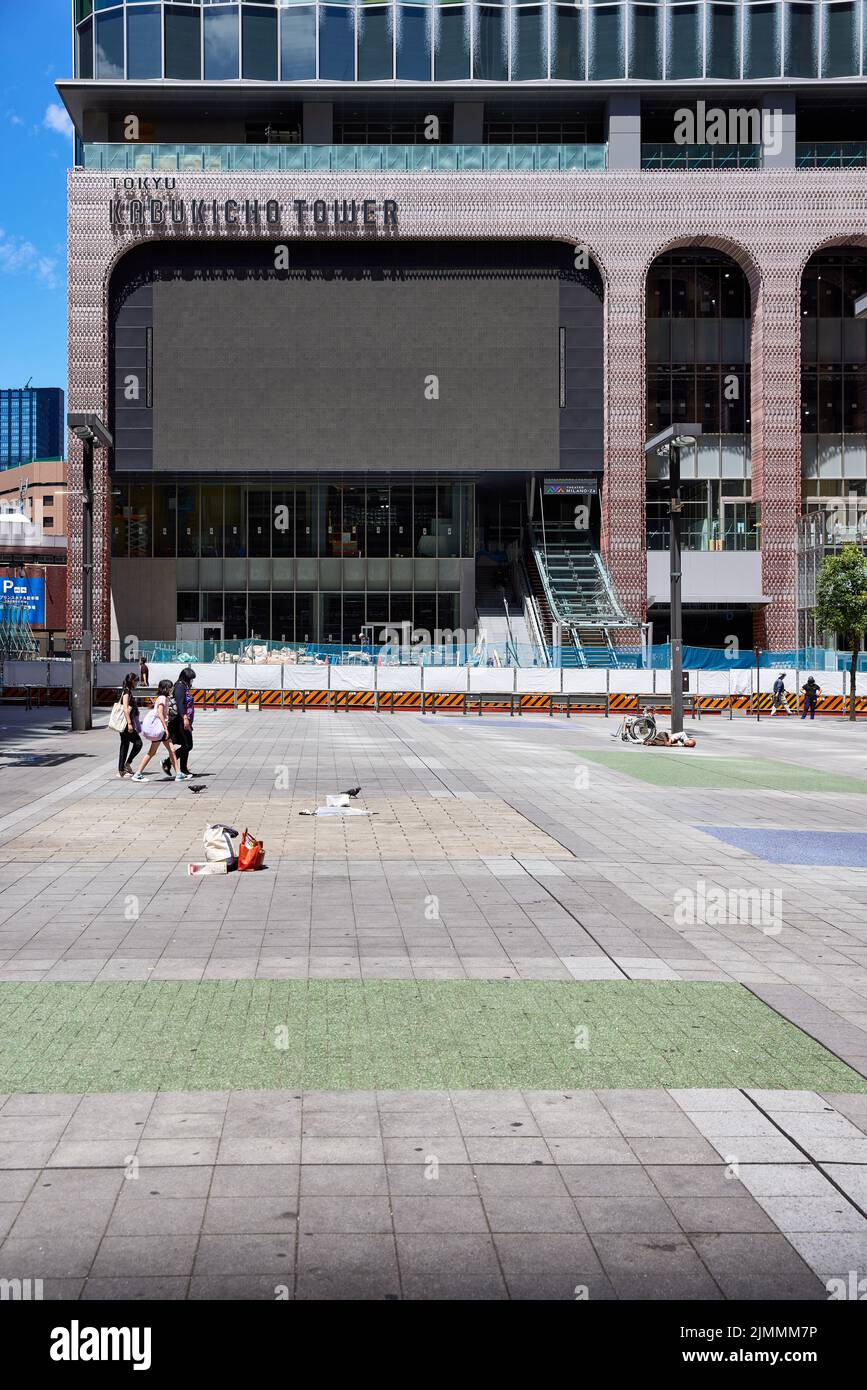 Base of Tokyu Kabukicho Tower building (seen from Cine City Square ...