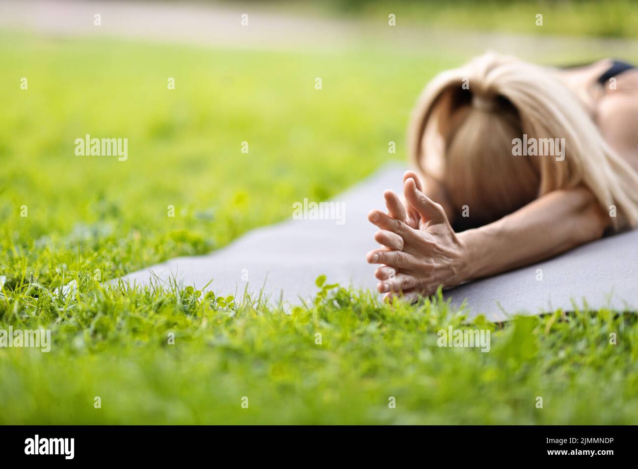 Closeup on female air hi-res stock photography and images - Alamy