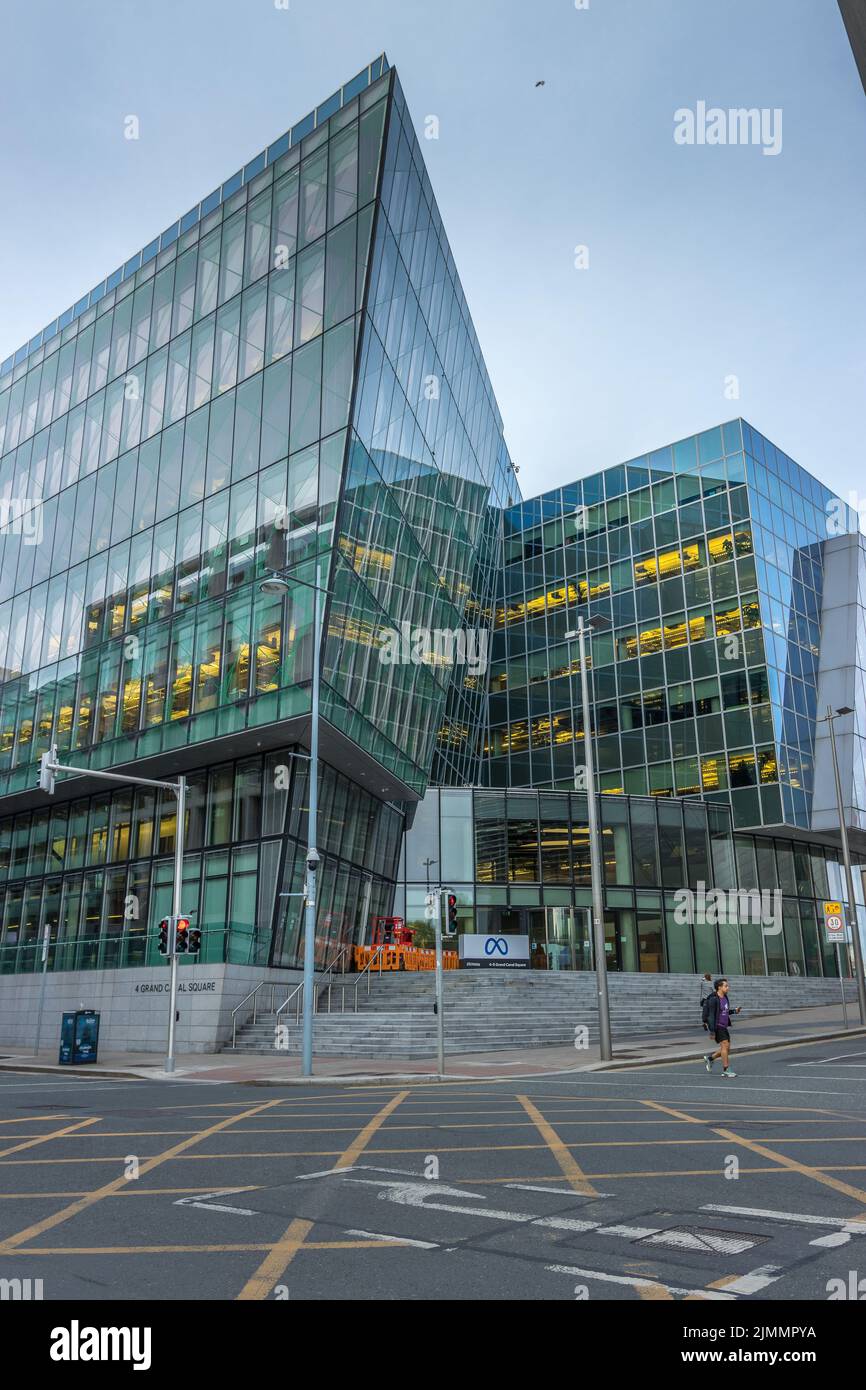 Transparent architecture hi-res stock photography and images - Alamy