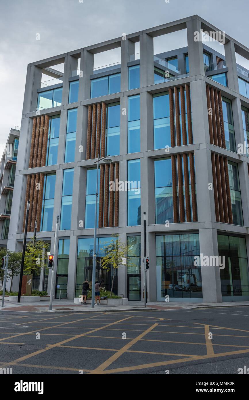 Transparent windows hi-res stock photography and images - Alamy